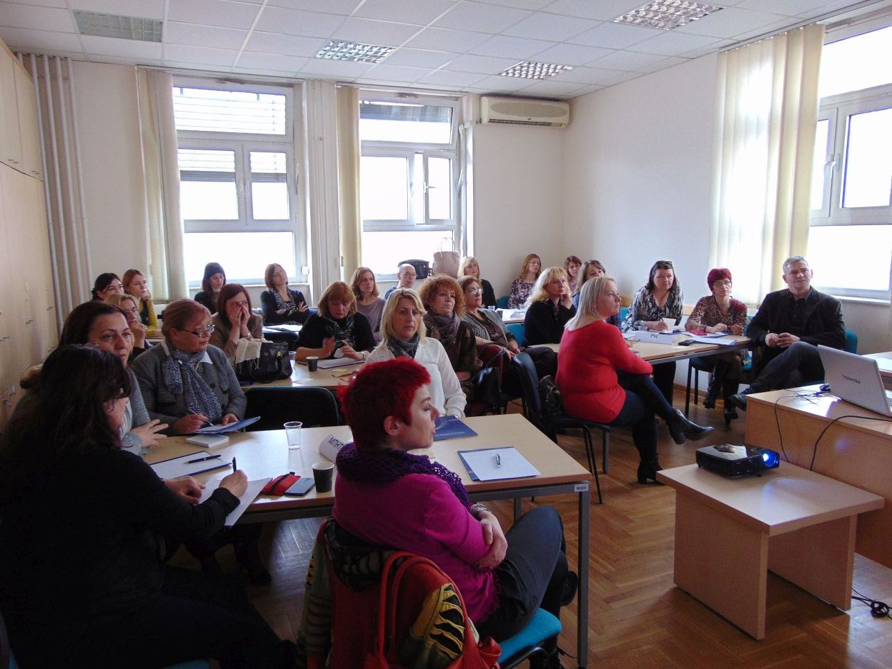 Завод за унапређивање образовања и васпитања » Одржане обуке „Лидeрствo ...
